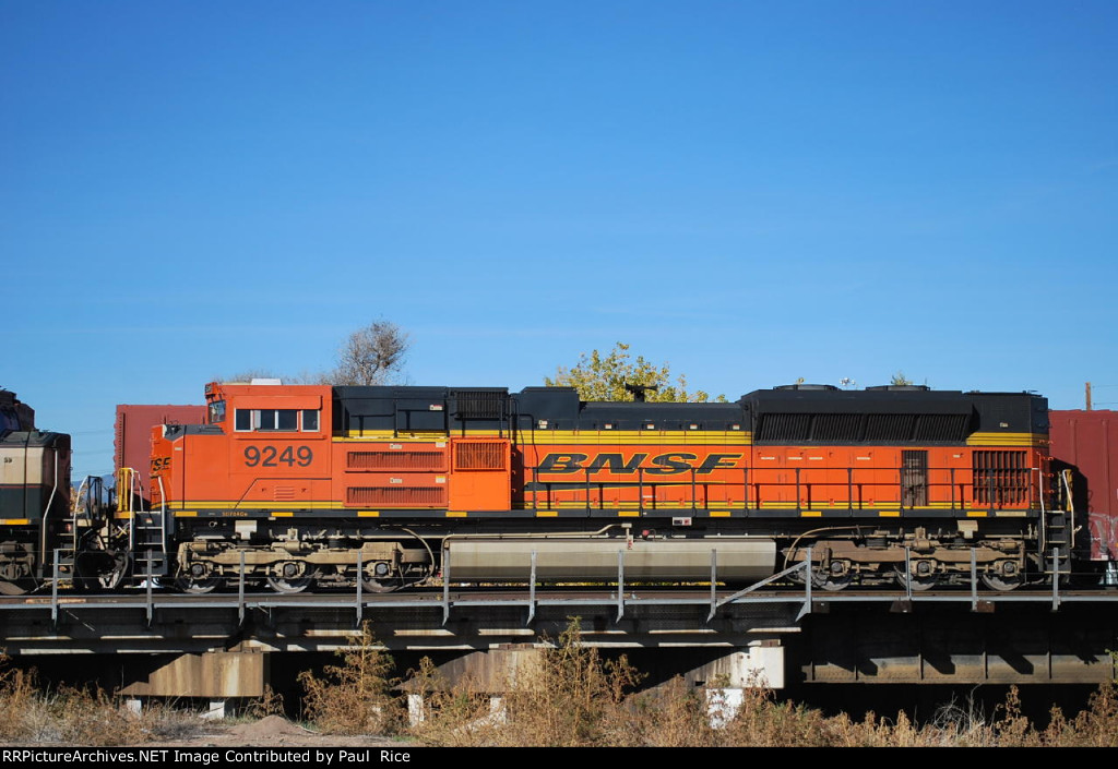 BNSF 9249